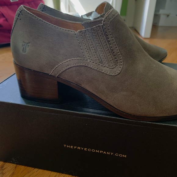 Frye | Shoes | Frye Bootie Eleanor Western Shootie Grey Sz 9 Nib | Poshmark